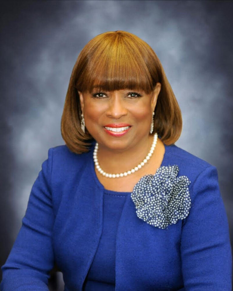 Madam Lula Davis-Holmes – Black History and Lifestyle